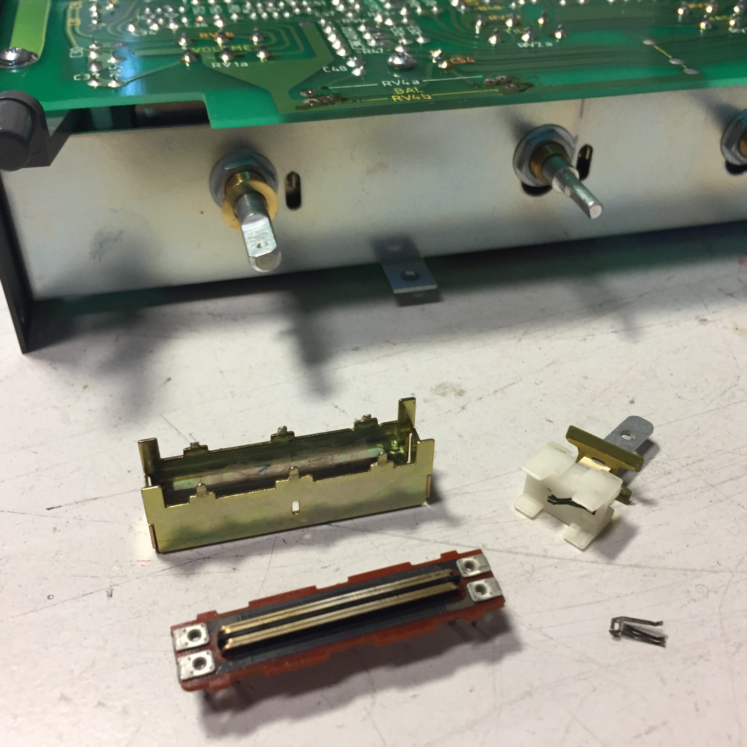 Quad 34 Balance Reparatur – Der Reparateur – Repariert Elektronik